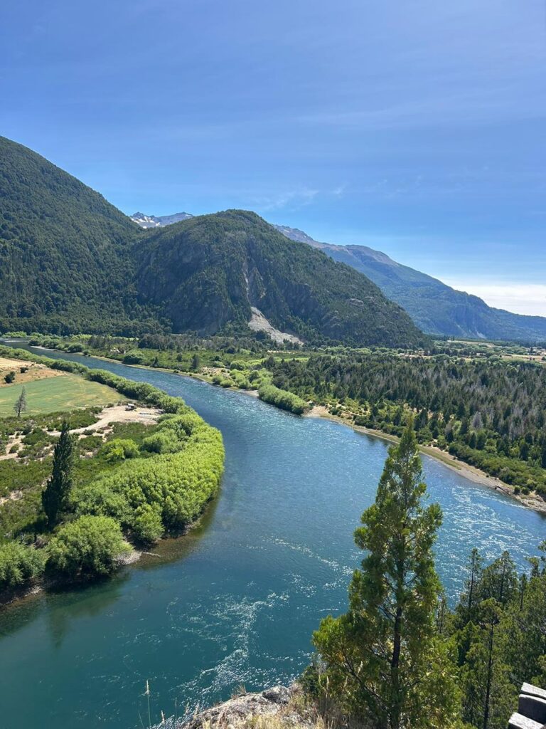 Esquel y Chile fortalecen lazos para crear un corredor biológico ...
